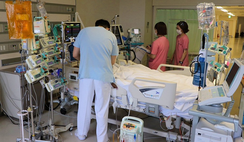 Japón enfrenta una crisis hospitalaria: el 61% reporta números rojos ...