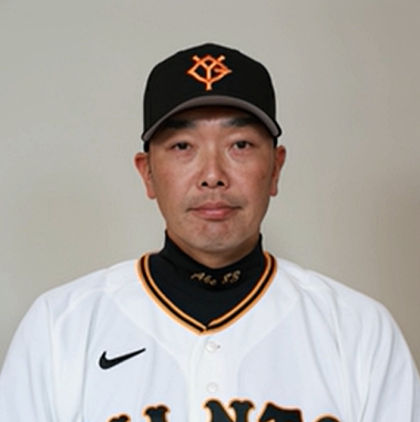 Arrestan a Abe, mánager de Yomiuri Giant, por agredir a su hija ...